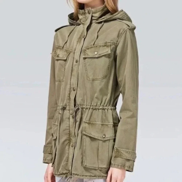 Talula | Jackets & Coats | Aritzia Talula Trooper Lived In Utility ...